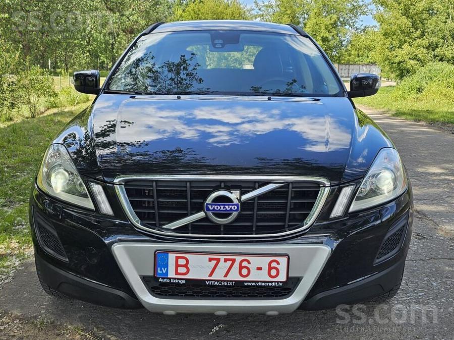 Melns Volvo XC60 2011 Rīga, ar dzinēja tilpumu 2.00 L un nobraukumu 0 tūkst. km par 2900 €, foto 4 vietnē AUTOMOTO.COM.LV
