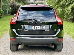 Black Volvo XC60 2011 in Talsi, with an engine capacity of 2.40 L and mileage of 283 thousand km for 10770 €, photo 3 on AUTOMOTO.COM.LV