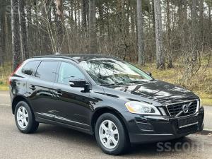 Black Volvo XC60 2011 in Valmiera, with an engine capacity of 2.40 L and mileage of 0 thousand km for 10500 €, photo 6 on AUTOMOTO.COM.LV