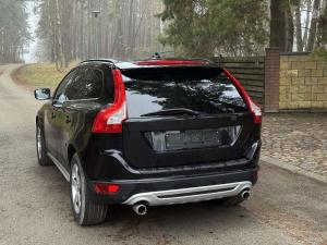 Black Volvo XC60 2011 in Vilnius, with an engine capacity of 2.40 L and mileage of 257 thousand km for 8700 €, photo 9 on AUTOMOTO.COM.LV