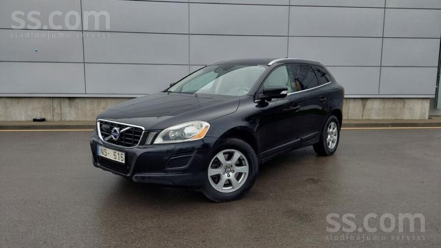 Black Volvo XC60 2011 in Riga, with an engine capacity of 2.40 L and mileage of 257 thousand km for 10500 €, photo 18 on AUTOMOTO.COM.LV
