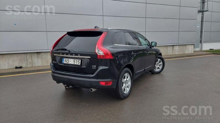 Black Volvo XC60 2011 in Riga, with an engine capacity of 2.40 L and mileage of 257 thousand km for 10500 €, photo 21 on AUTOMOTO.COM.LV