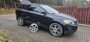 Black Volvo XC60 2011 in Vilnius, with an engine capacity of 2.00 L and mileage of 271 thousand km for 7400 €, photo 2 on AUTOMOTO.COM.LV