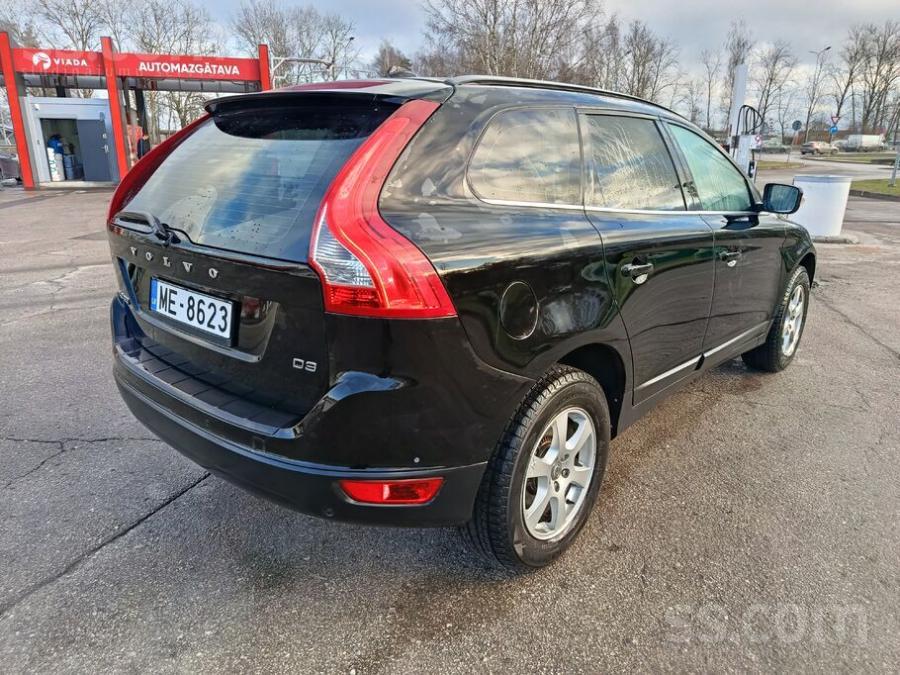 Melns Volvo XC60 2011 Rīga, ar dzinēja tilpumu 2.00 L un nobraukumu 280 tūkst. km par 6200 €, foto 2 vietnē AUTOMOTO.COM.LV