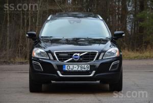 Black Volvo XC60 2011 in Riga, with an engine capacity of 2.40 L and mileage of 0 thousand km for 11990 €, photo 2 on AUTOMOTO.COM.LV