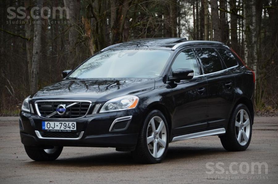 Black Volvo XC60 2011 in Riga, with an engine capacity of 2.40 L and mileage of 0 thousand km for 11990 €, photo 4 on AUTOMOTO.COM.LV