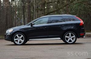 Black Volvo XC60 2011 in Riga, with an engine capacity of 2.40 L and mileage of 0 thousand km for 11990 €, photo 5 on AUTOMOTO.COM.LV