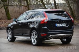 Black Volvo XC60 2011 in Riga, with an engine capacity of 2.40 L and mileage of 0 thousand km for 11990 €, photo 6 on AUTOMOTO.COM.LV