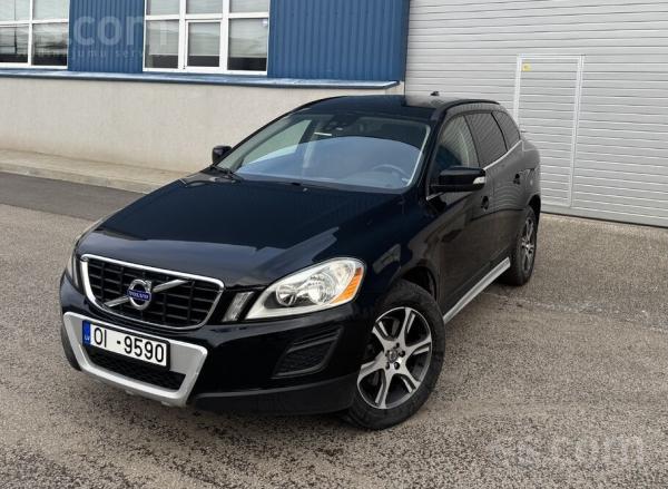 Black Volvo XC60 2011 in Rezekne, with an engine capacity of 2.00 L and mileage of 278 thousand km for 7200 €, photo 1 on AUTOMOTO.COM.LV