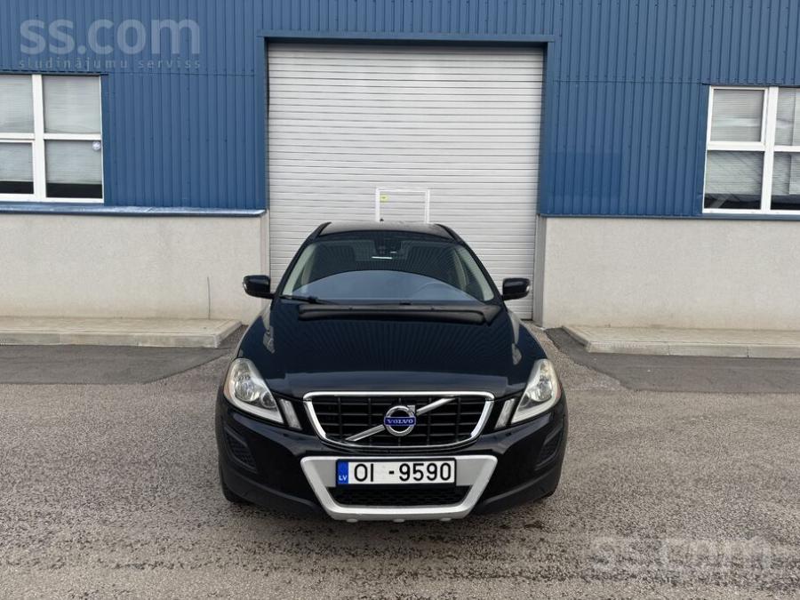 Melns Volvo XC60 2011 Rēzekne, ar dzinēja tilpumu 2.00 L un nobraukumu 278 tūkst. km par 7200 €, foto 6 vietnē AUTOMOTO.COM.LV