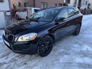 Black Volvo XC60 2011 in Kaunas, with an engine capacity of 2.40 L and mileage of 350 thousand km for 6900 €, photo  on AUTOMOTO.COM.LV
