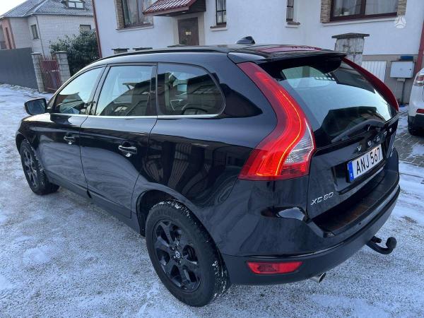 Melns Volvo XC60 2011 Kauņa, ar dzinēja tilpumu 2.40 L un nobraukumu 350 tūkst. km par 6900 €, foto 7 vietnē AUTOMOTO.COM.LV