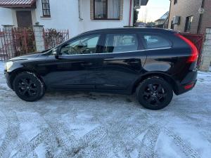Black Volvo XC60 2011 in Kaunas, with an engine capacity of 2.40 L and mileage of 350 thousand km for 6900 €, photo 8 on AUTOMOTO.COM.LV