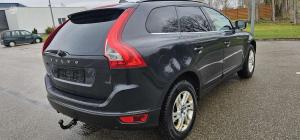 Black Volvo XC60 2011 in Ukmerge, with an engine capacity of 2.00 L and mileage of 278 thousand km for 8700 €, photo 5 on AUTOMOTO.COM.LV