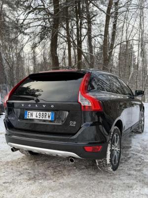 Melns Volvo XC60 2011 Utena, ar dzinēja tilpumu 2.40 L un nobraukumu 207 tūkst. km par 10950 €, foto 7 vietnē AUTOMOTO.COM.LV