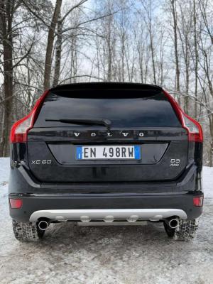 Melns Volvo XC60 2011 Utena, ar dzinēja tilpumu 2.40 L un nobraukumu 207 tūkst. km par 10950 €, foto 13 vietnē AUTOMOTO.COM.LV