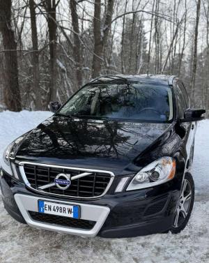 Melns Volvo XC60 2011 Utena, ar dzinēja tilpumu 2.40 L un nobraukumu 207 tūkst. km par 10950 €, foto 19 vietnē AUTOMOTO.COM.LV