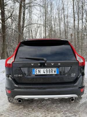 Melns Volvo XC60 2011 Utena, ar dzinēja tilpumu 2.40 L un nobraukumu 207 tūkst. km par 10950 €, foto 33 vietnē AUTOMOTO.COM.LV