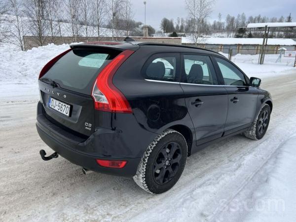 Black Volvo XC60 2011 in Rezekne, with an engine capacity of 2.40 L and mileage of 0 thousand km for 8350 €, photo 6 on AUTOMOTO.COM.LV