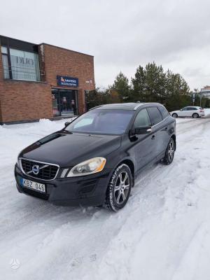 Melns Volvo XC60 2011 Kauņa, ar dzinēja tilpumu 2.40 L un nobraukumu 205 tūkst. km par 8300 €, foto 2 vietnē AUTOMOTO.COM.LV