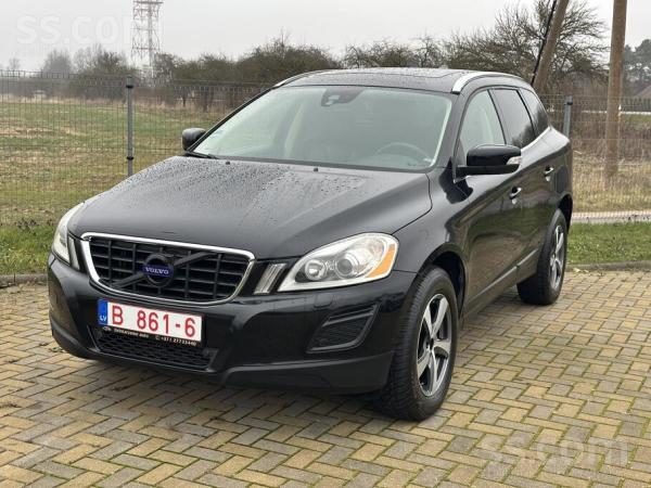 Black Volvo XC60 2011 in Tukums, with an engine capacity of 2.40 L and mileage of 0 thousand km for 11000 €, photo 2 on AUTOMOTO.COM.LV
