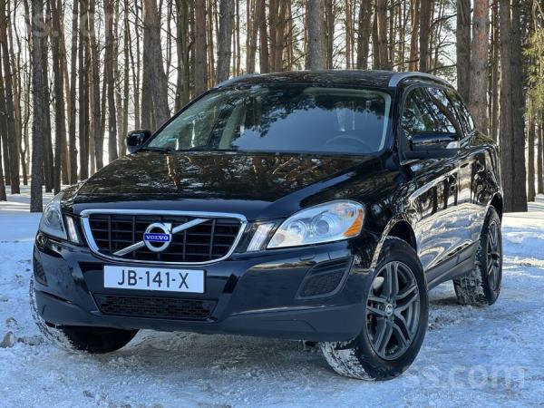 Melns Volvo XC60 2011 Daugavpils, ar dzinēja tilpumu 2.40 L un nobraukumu 276 tūkst. km par 9400 €, foto 1 vietnē AUTOMOTO.COM.LV