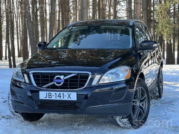 Melns Volvo XC60 2011 Daugavpils, ar dzinēja tilpumu 2.40 L un nobraukumu 276 tūkst. km par 9400 €, foto 2 vietnē AUTOMOTO.COM.LV