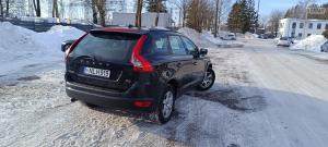 Black Volvo XC60 2011 in Vilnius, with an engine capacity of 2.00 L and mileage of 209 thousand km for 6900 €, photo 3 on AUTOMOTO.COM.LV