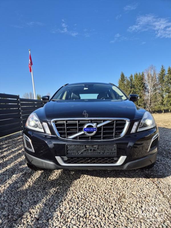 Melns Volvo XC60 2011 Vilkaviškis, ar dzinēja tilpumu 2.00 L un nobraukumu 225 tūkst. km par 8500 €, foto 5 vietnē AUTOMOTO.COM.LV