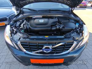 Black Volvo XC60 2011 in Tartu, with an engine capacity of 2.40 L and mileage of 278 thousand km for 10990 €, photo 13 on AUTOMOTO.COM.LV