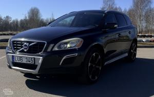 Melns Volvo XC60 2011 Mažeikiai, ar dzinēja tilpumu 2.40 L un nobraukumu 357 tūkst. km par 8000 €, foto 4 vietnē AUTOMOTO.COM.LV