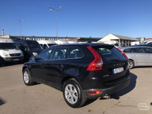 Black Volvo XC60 2011 in Klaipeda, with an engine capacity of 2.00 L and mileage of 294 thousand km for 9500 €, photo 9 on AUTOMOTO.COM.LV