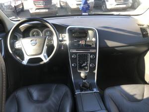 Black Volvo XC60 2011 in Klaipeda, with an engine capacity of 2.00 L and mileage of 294 thousand km for 9500 €, photo 18 on AUTOMOTO.COM.LV