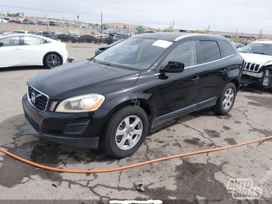 Melns Volvo XC60 2011 Klaipėda, ar dzinēja tilpumu 3.20 L un nobraukumu 202 tūkst. km par 3950 €, foto 1 vietnē AUTOMOTO.COM.LV