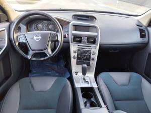 Melns Volvo XC60 2011 Šauļi, ar dzinēja tilpumu 3.20 L un nobraukumu 174 tūkst. km par 6600 €, foto 10 vietnē AUTOMOTO.COM.LV
