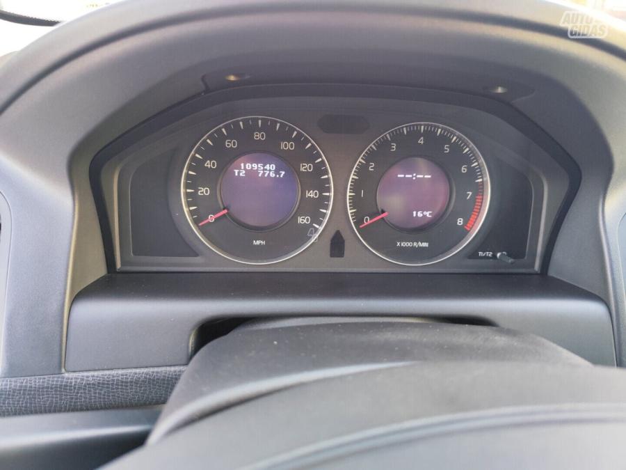 Melns Volvo XC60 2011 Šauļi, ar dzinēja tilpumu 3.20 L un nobraukumu 174 tūkst. km par 6600 €, foto 12 vietnē AUTOMOTO.COM.LV