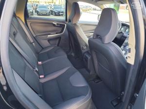 Melns Volvo XC60 2011 Šauļi, ar dzinēja tilpumu 3.20 L un nobraukumu 174 tūkst. km par 6600 €, foto 16 vietnē AUTOMOTO.COM.LV