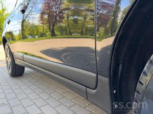 Black Volvo XC60 2011 in Riga, with an engine capacity of 2.40 L and mileage of 338 thousand km for 6200 €, photo 10 on AUTOMOTO.COM.LV