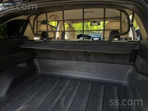 Black Volvo XC60 2011 in Riga, with an engine capacity of 2.40 L and mileage of 338 thousand km for 6200 €, photo 22 on AUTOMOTO.COM.LV