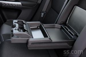Melns Volvo XC60 2011 Tukums, ar dzinēja tilpumu 2.40 L un nobraukumu 246 tūkst. km par 9450 €, foto 26 vietnē AUTOMOTO.COM.LV