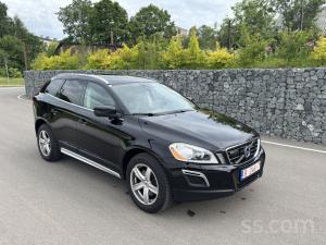 Black Volvo XC60 2011 in Rezekne, with an engine capacity of 2.40 L and mileage of 264 thousand km for 9700 €, photo 3 on AUTOMOTO.COM.LV