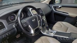 Melns Volvo XC60 2011 Rīga, ar dzinēja tilpumu 2.40 L un nobraukumu 257 tūkst. km par 8400 €, foto 4 vietnē AUTOMOTO.COM.LV