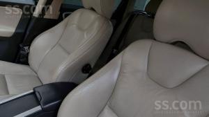 Melns Volvo XC60 2011 Rīga, ar dzinēja tilpumu 2.40 L un nobraukumu 257 tūkst. km par 8400 €, foto 5 vietnē AUTOMOTO.COM.LV