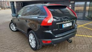 Melns Volvo XC60 2011 Rīga, ar dzinēja tilpumu 2.40 L un nobraukumu 257 tūkst. km par 8400 €, foto 7 vietnē AUTOMOTO.COM.LV