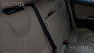 Melns Volvo XC60 2011 Rīga, ar dzinēja tilpumu 2.40 L un nobraukumu 257 tūkst. km par 8400 €, foto 9 vietnē AUTOMOTO.COM.LV