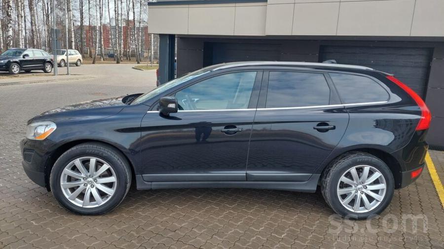 Melns Volvo XC60 2011 Rīga, ar dzinēja tilpumu 2.40 L un nobraukumu 257 tūkst. km par 8400 €, foto 11 vietnē AUTOMOTO.COM.LV