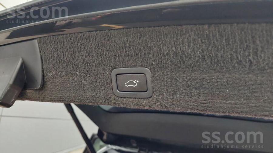 Melns Volvo XC60 2011 Rīga, ar dzinēja tilpumu 2.40 L un nobraukumu 257 tūkst. km par 8400 €, foto 16 vietnē AUTOMOTO.COM.LV