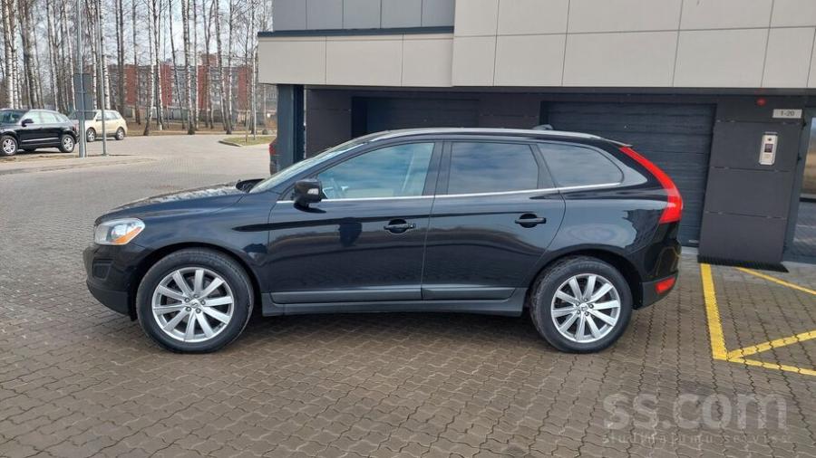 Melns Volvo XC60 2011 Rīga, ar dzinēja tilpumu 2.40 L un nobraukumu 257 tūkst. km par 8400 €, foto 27 vietnē AUTOMOTO.COM.LV