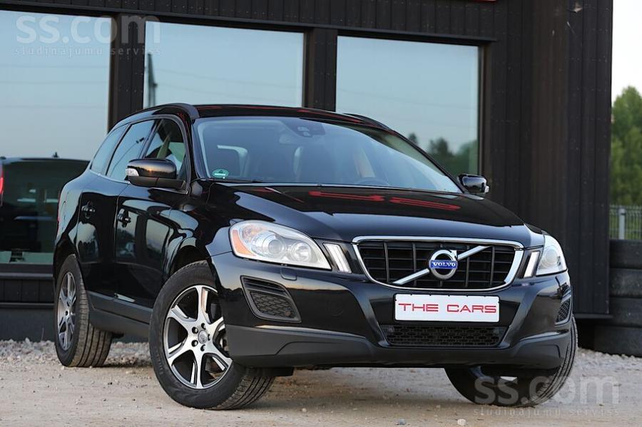 Melns Volvo XC60 2011 Tukums, ar dzinēja tilpumu 2.40 L un nobraukumu 246 tūkst. km par 9450 €, foto 1 vietnē AUTOMOTO.COM.LV