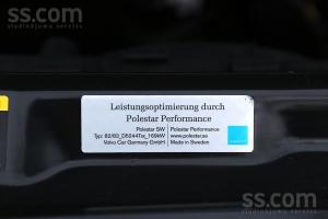 Melns Volvo XC60 2011 Tukums, ar dzinēja tilpumu 2.40 L un nobraukumu 246 tūkst. km par 9450 €, foto 32 vietnē AUTOMOTO.COM.LV